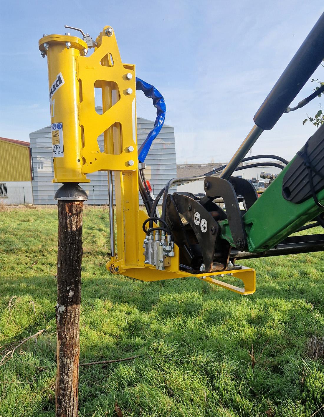 Post driver on telescopic, excavator - Gespro